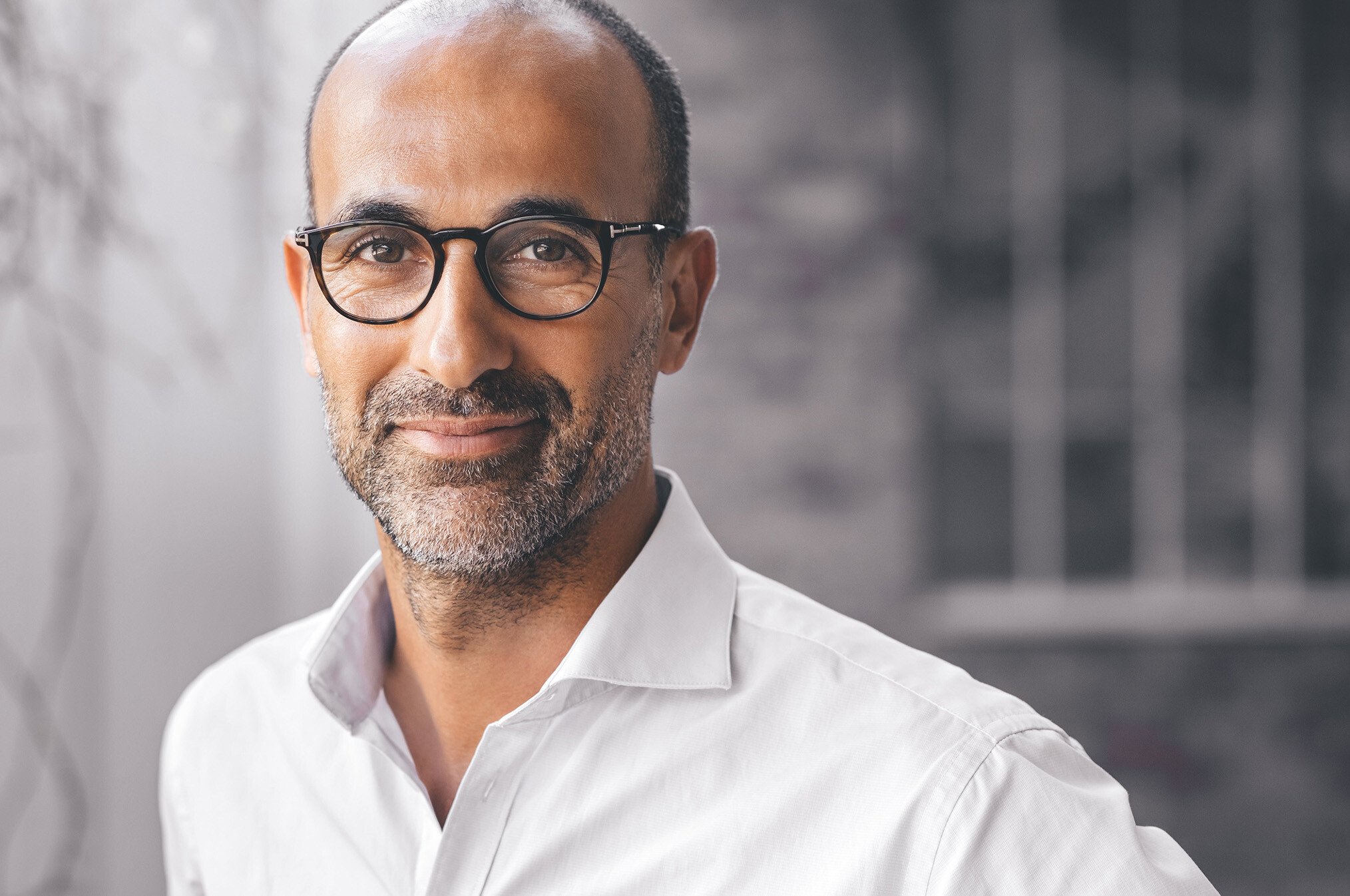 Download: The Definitive Guide to Customer Screening